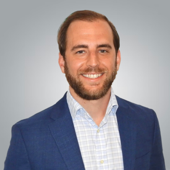 Little Leaf Farms' Head Grower Shares Steps to Success - CEAg World